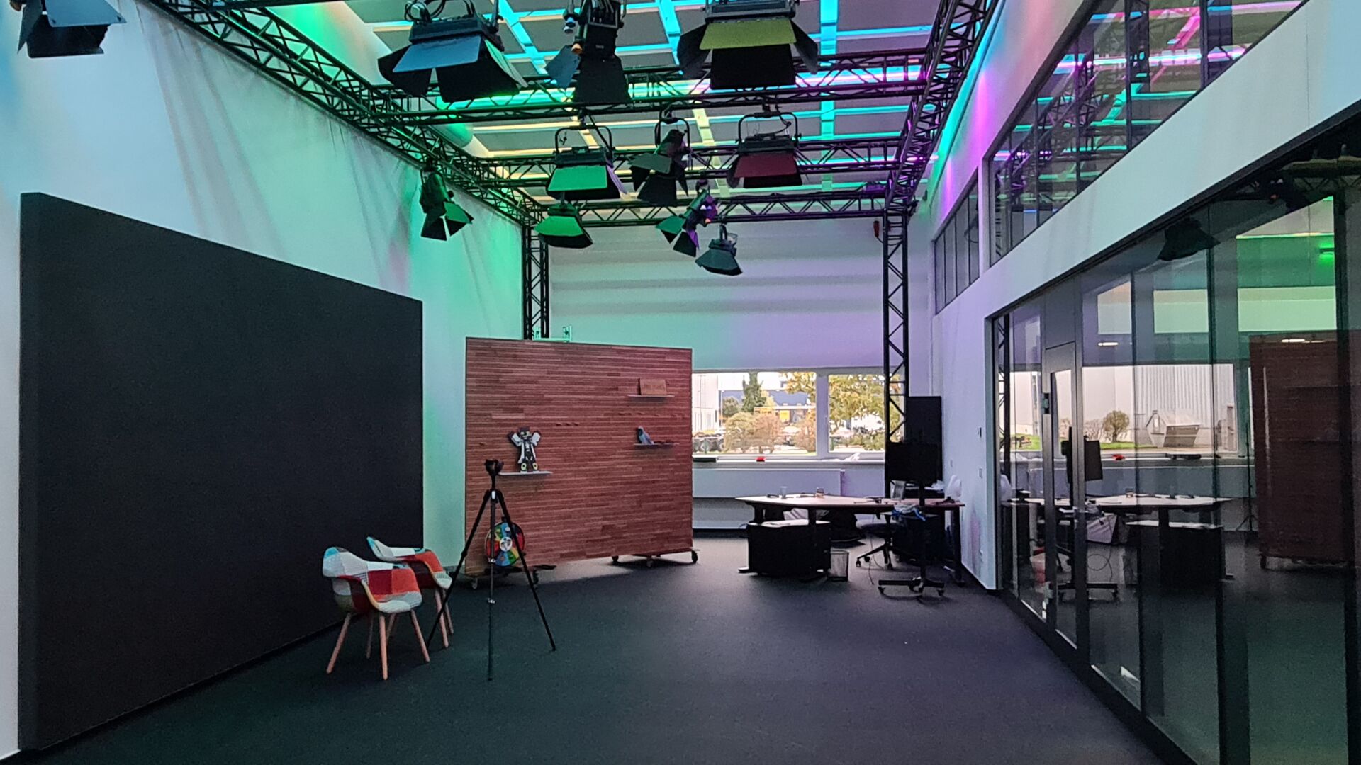 LED-Screen ARAZHUL Studios Karlsruhe - Unilumin Germany